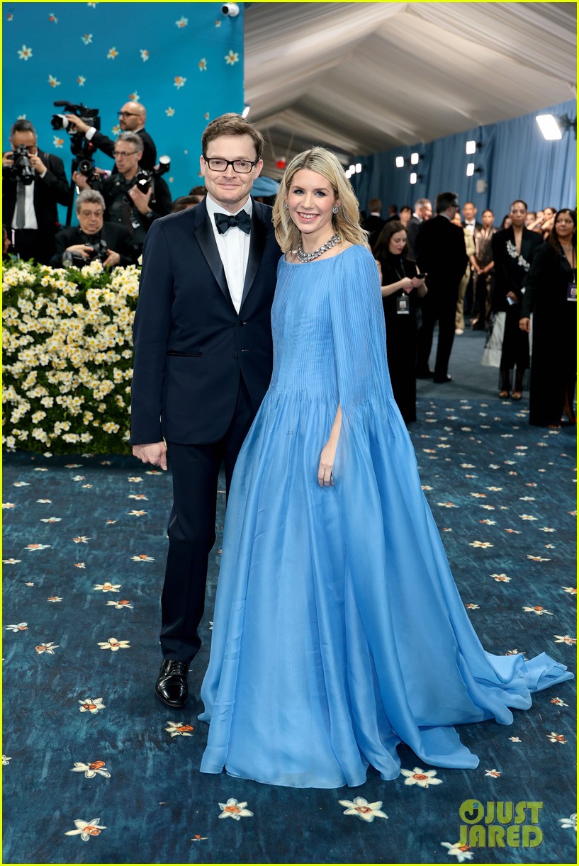 Anna Wintour Gets Support from Daughter Bee Carrozzini & Son Charles ...