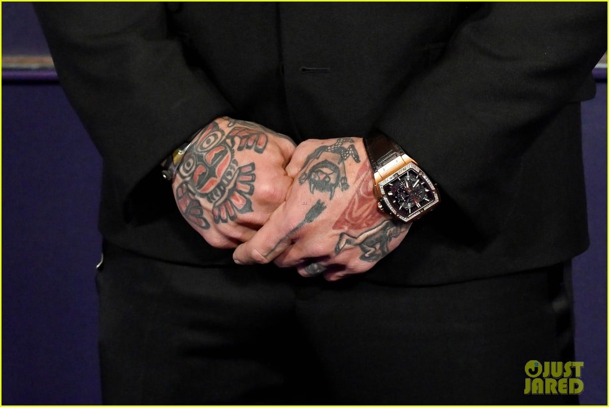 Zac Brown's New Girlfriend Revealed: Singer Walks Carpet with Kendra ...