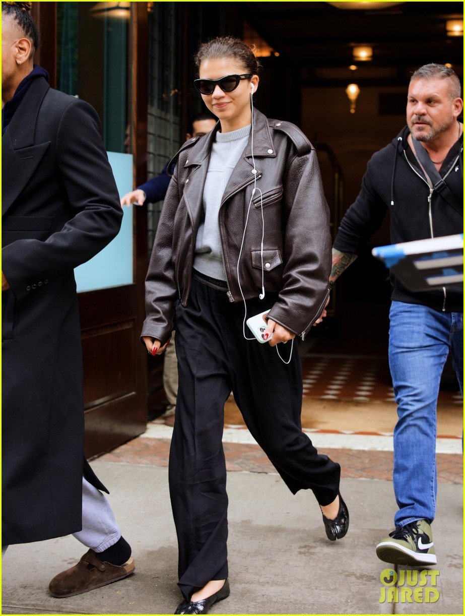 Zendaya's Ballerina Flats Cost Over $1,000, But You Can Get the Look ...