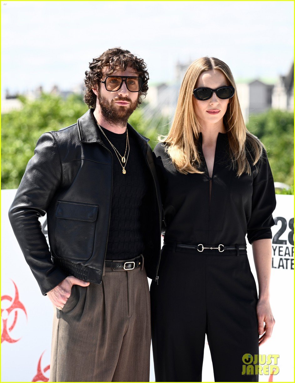 Aaron Taylor-Johnson Joins Jodie Comer, Ralph Fiennes, & Alfie Williams ...