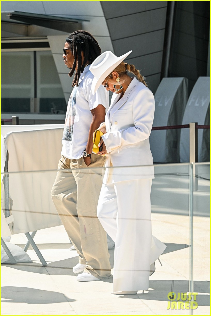 Beyonce & Jay Z Photographed in Paris After Latest 'Cowboy Carter ...