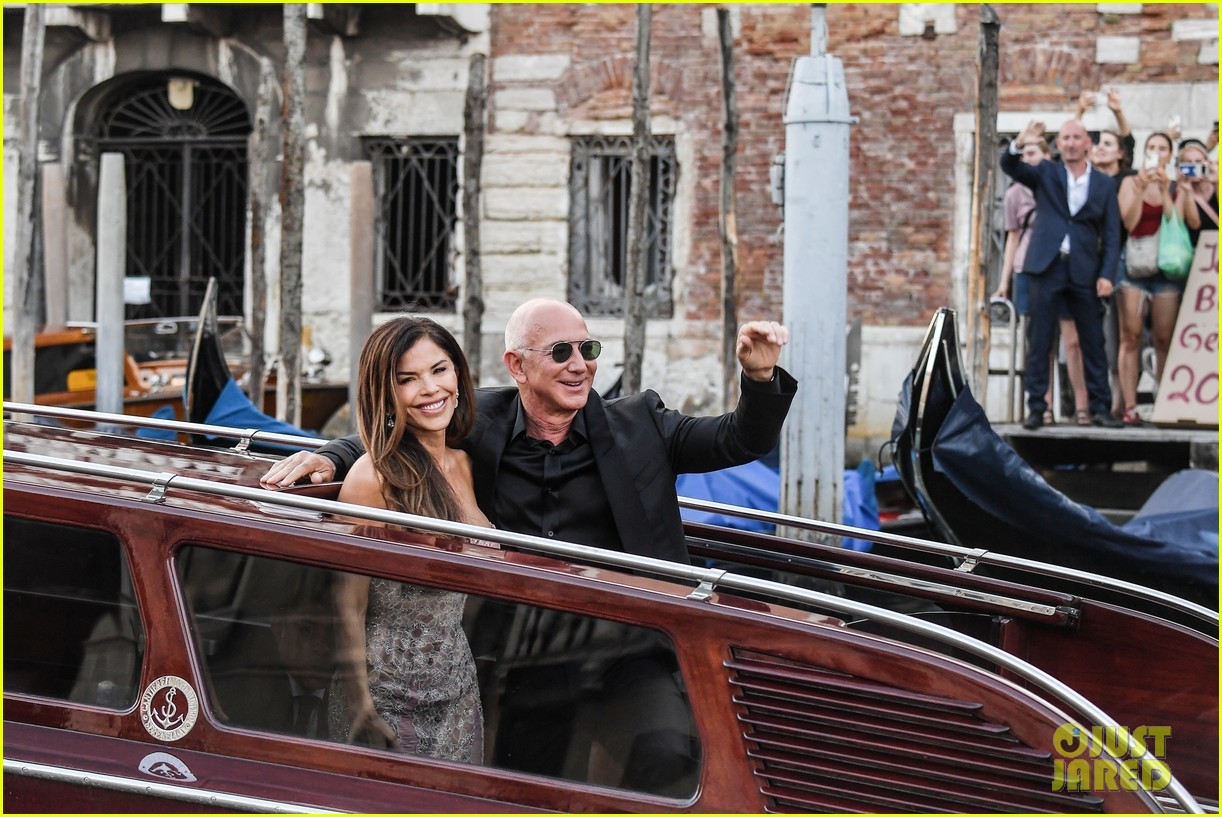 Jeff Bezos & Lauren Sanchez Throw 'Dolce Notte' Post-Wedding Party with ...
