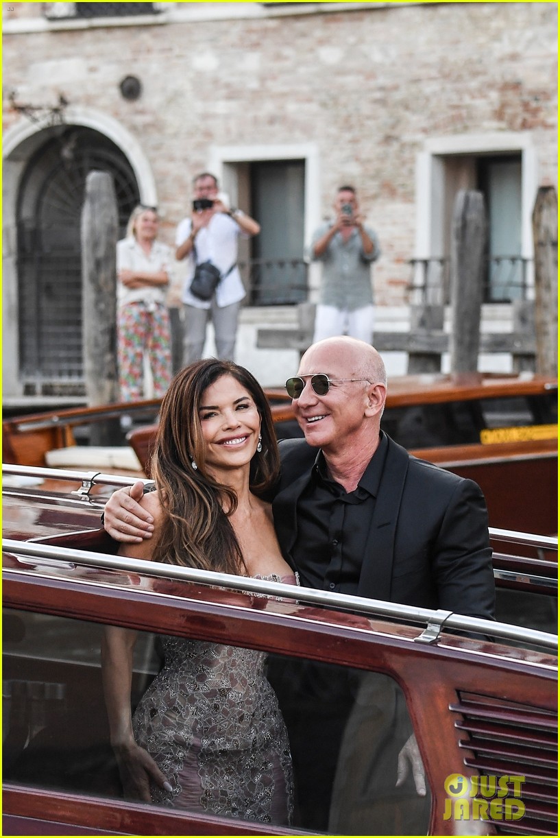 Jeff Bezos & Lauren Sanchez Throw 'Dolce Notte' Post-Wedding Party with ...
