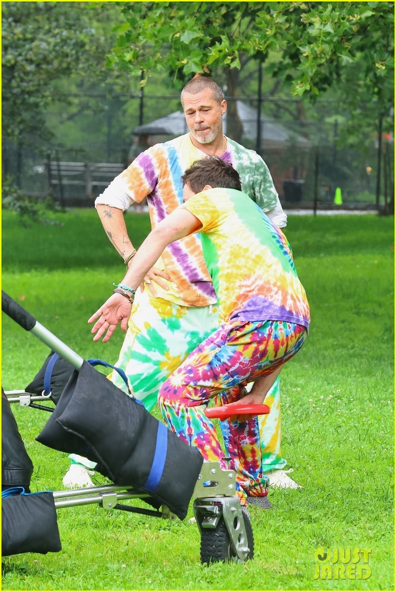 Brad Pitt & Jimmy Fallon Wear Rainbow Tie-Dye Outfits as They Film 'The ...