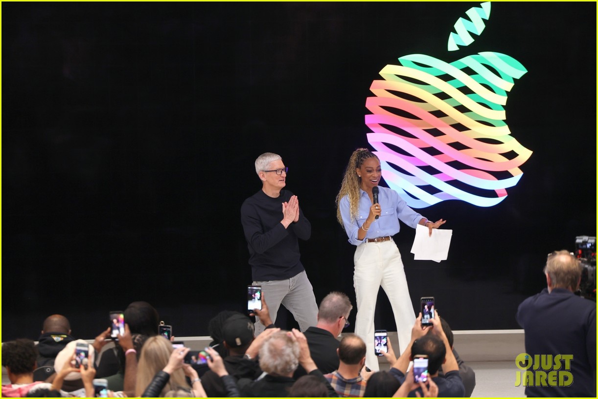 Brad Pitt Continues 'F1' Movie Promotion at Apple Store Q&A With CEO ...