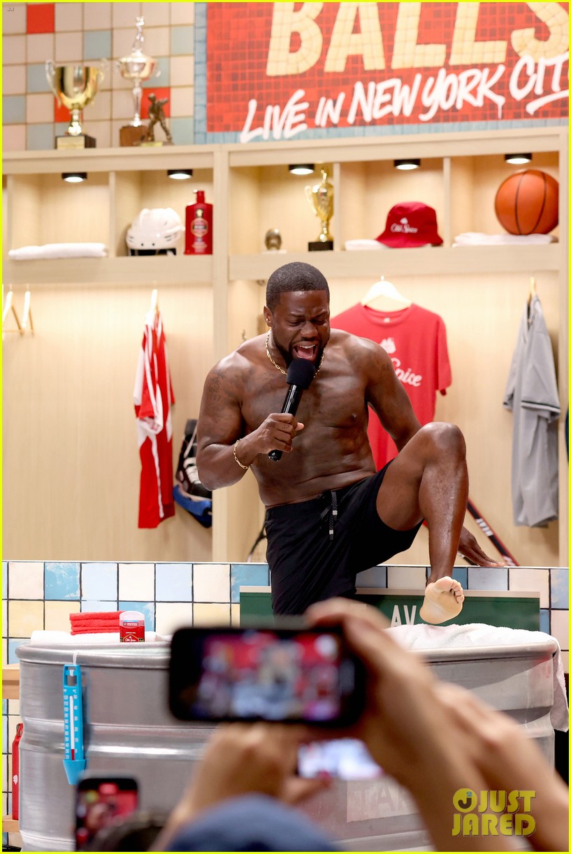 Tom Brady Goes Shirtless & Looks Ripped While Doing a Live Cold Plunge ...