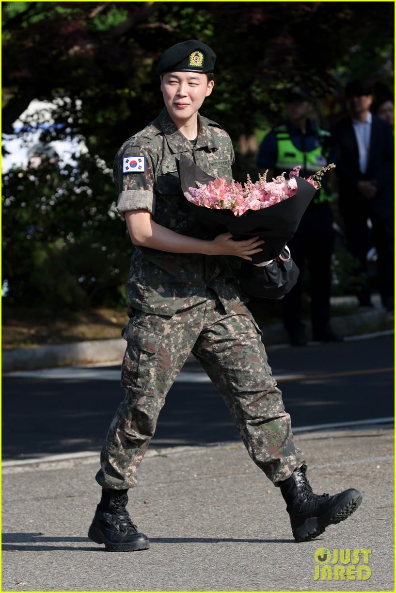 BTS Members Jimin, Jungkook, RM & V Discharged From Military Service: Photo 5170957 | Music ...