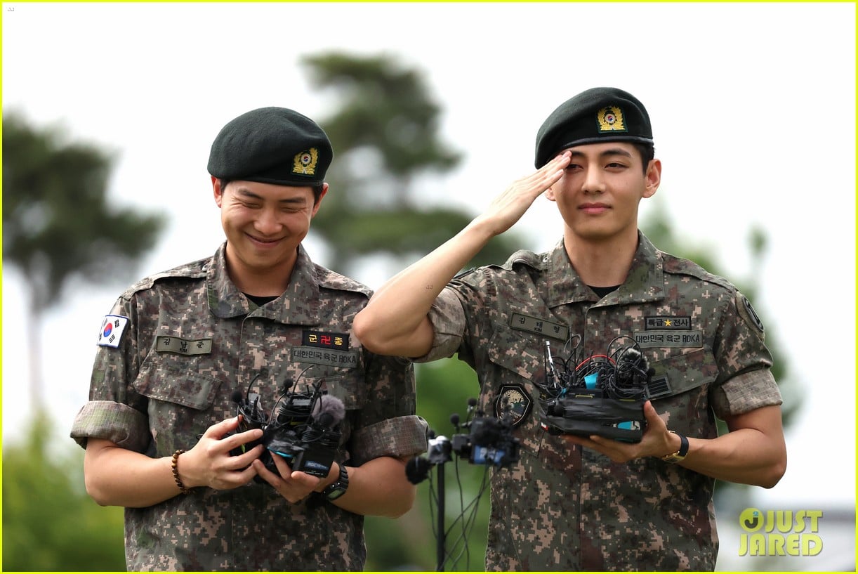 BTS Members Jimin, Jungkook, RM & V Discharged From Military Service: Photo 5170990 | Music ...