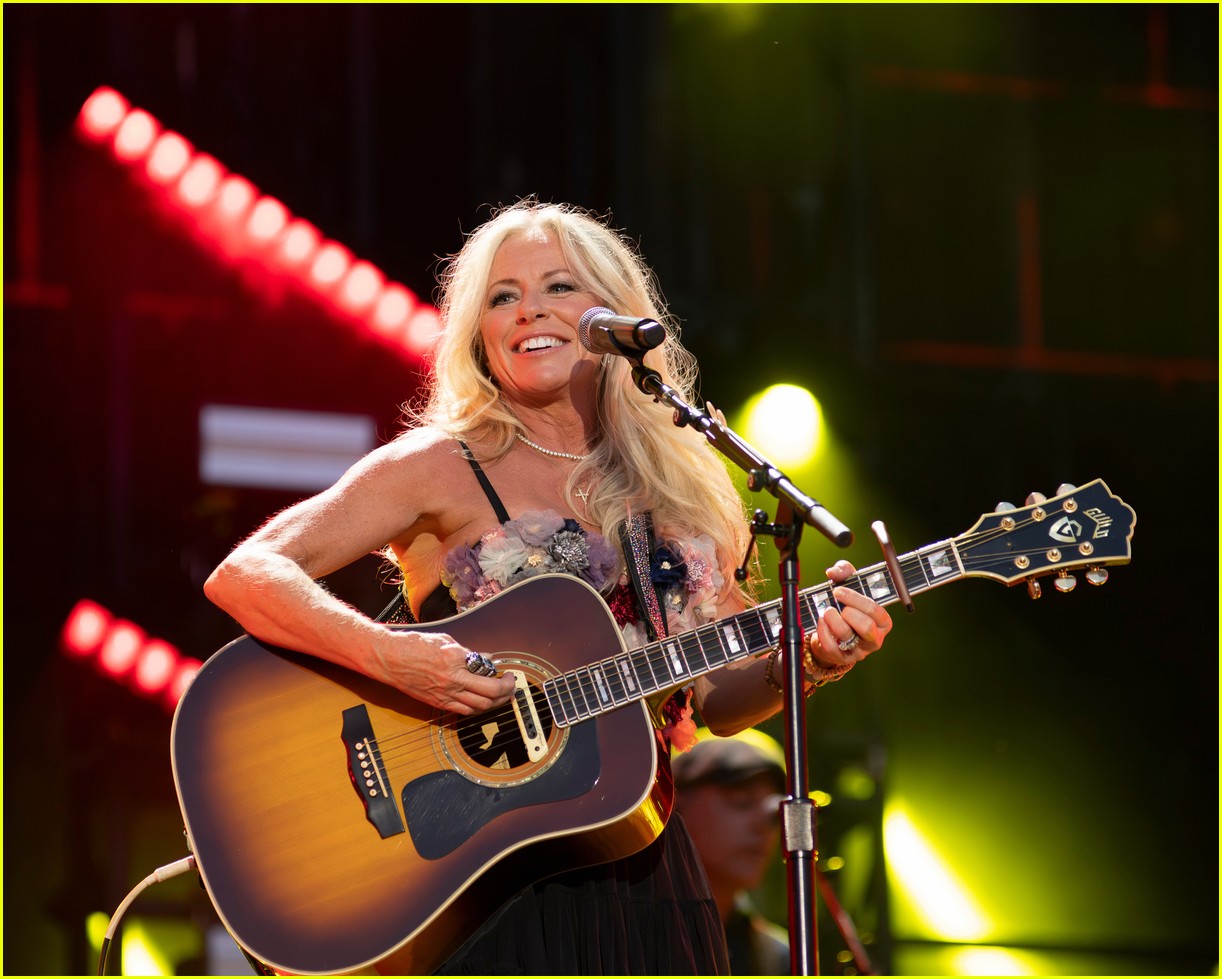 CMA Fest 2025: Performers Lineup & Song List for ABC TV Special ...