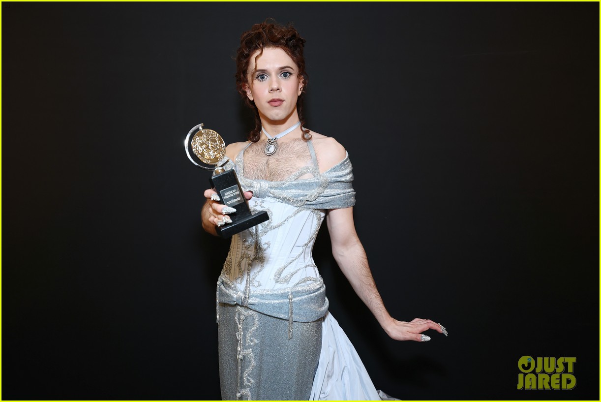 Oh, Mary's Cole Escola Wins Best Actor at Tony Awards 2025, Becomes First Non-Binary Performer ...