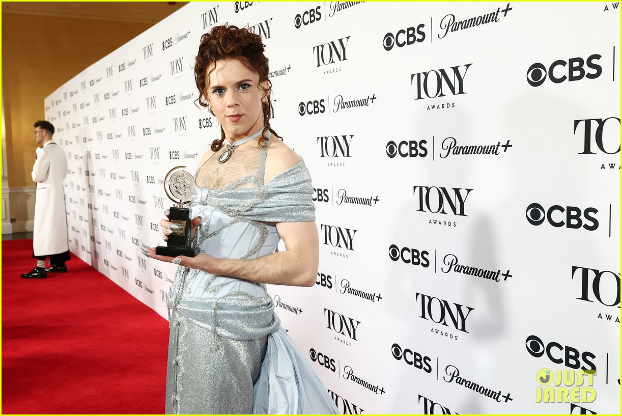 Oh, Mary's Cole Escola Wins Best Actor at Tony Awards 2025, Becomes ...