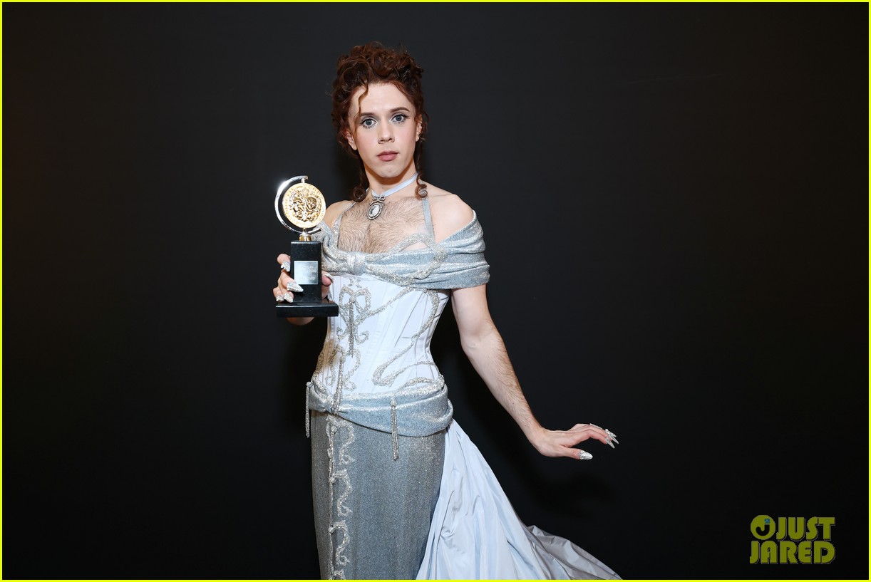 Oh, Mary's Cole Escola Wins Best Actor at Tony Awards 2025, Becomes First Non-Binary Performer ...