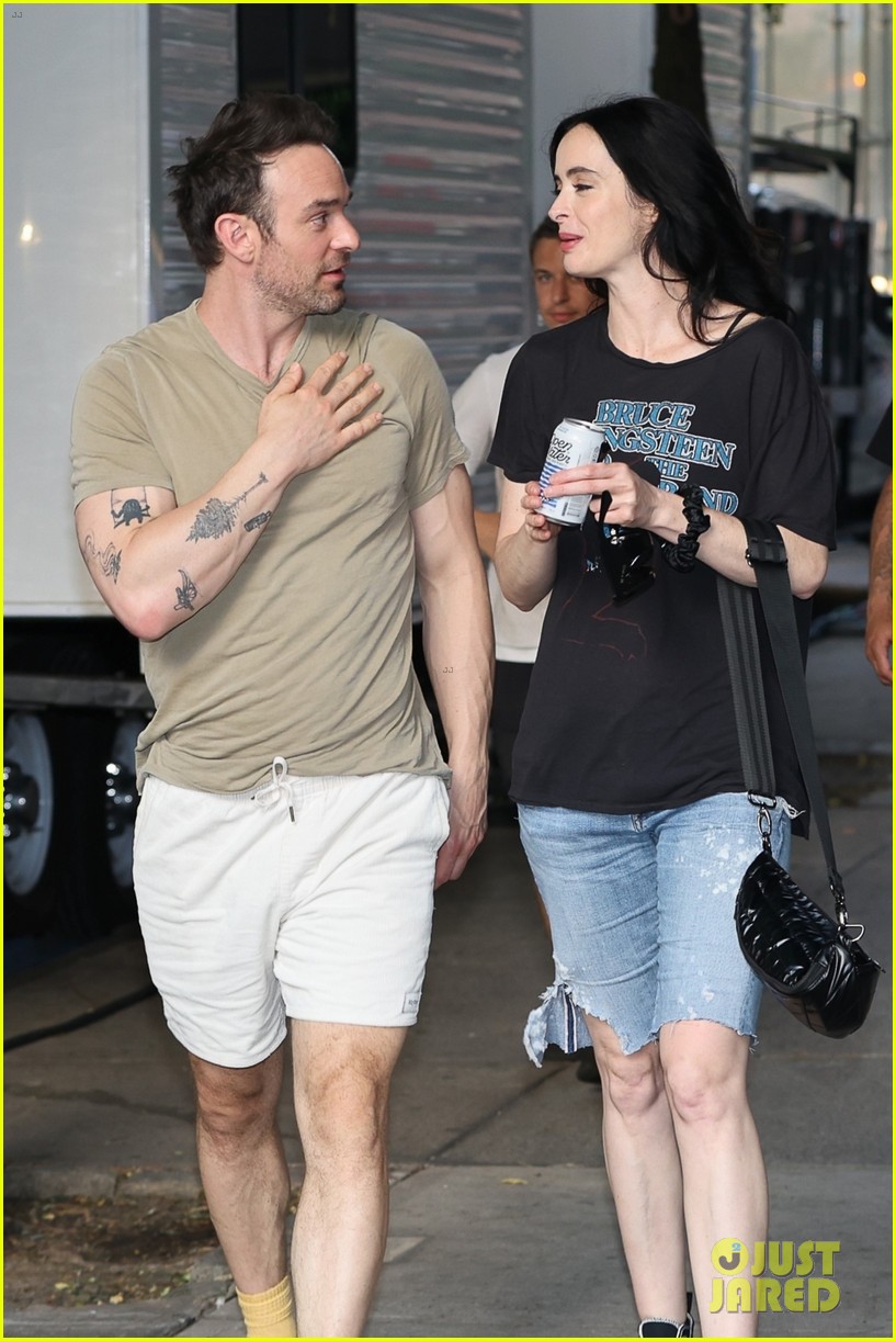 Charlie Cox & Krysten Ritter Reunite on 'Daredevil: Born Again' Set ...