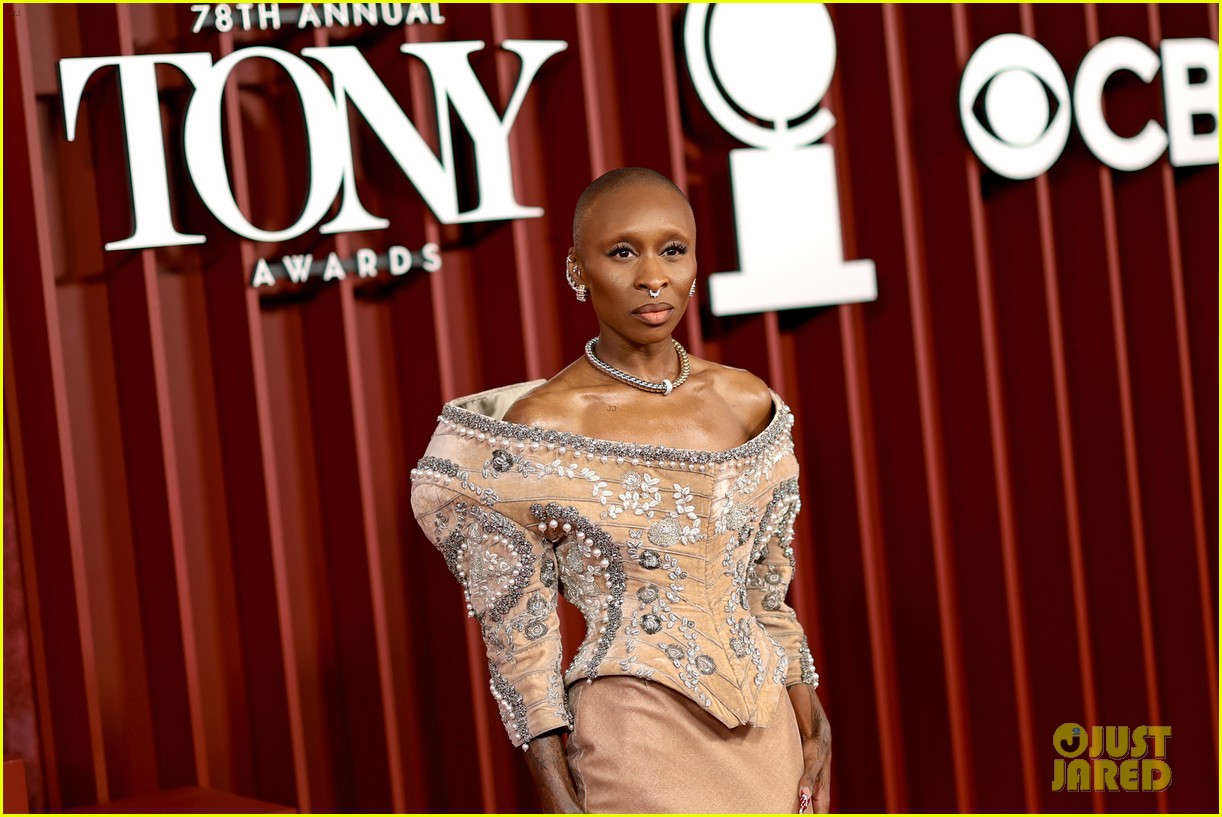Host Cynthia Erivo Arrives for Tony Awards 2025 After 'Wicked: For Good' Trailer Release: Photo ...