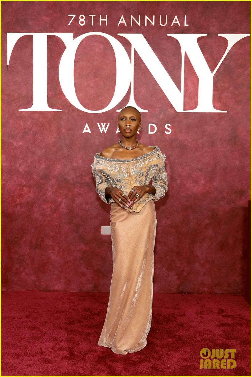 Host Cynthia Erivo Arrives for Tony Awards 2025 After 'Wicked: For Good' Trailer Release: Photo ...