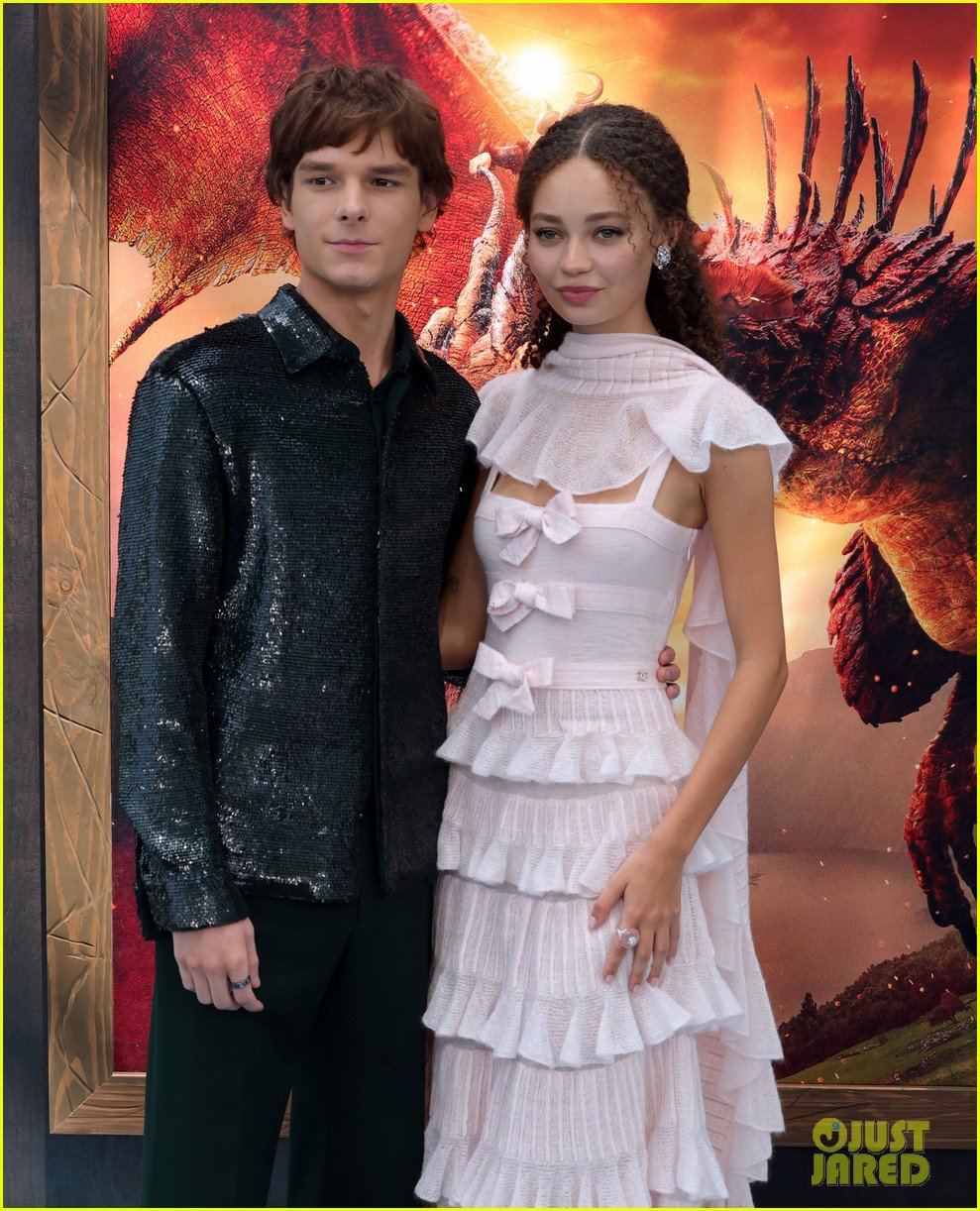 Gerard Butler & Longtime Love Morgan Brown Flex at 'How to Train Your ...