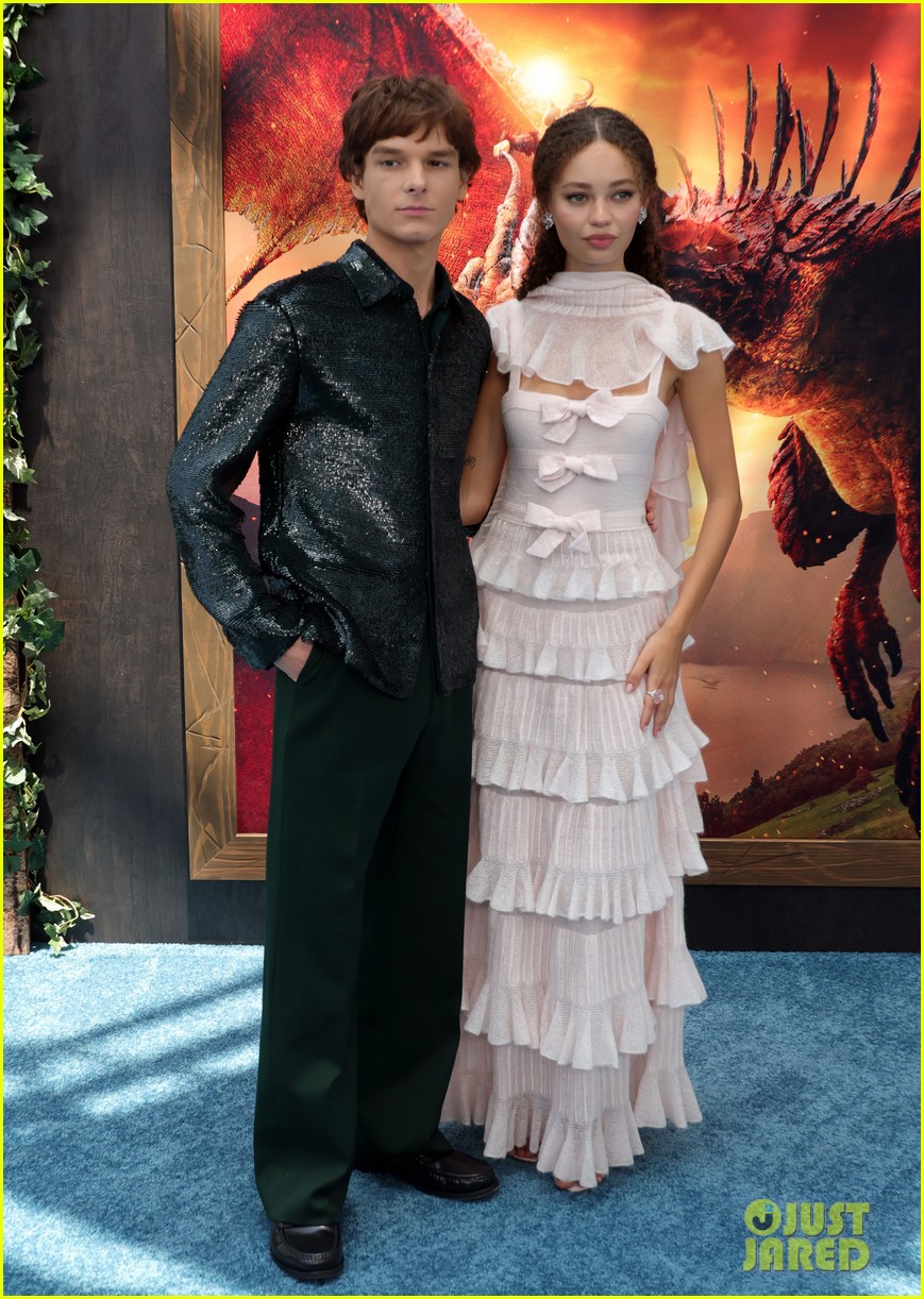 Gerard Butler & Longtime Love Morgan Brown Flex at 'How to Train Your ...