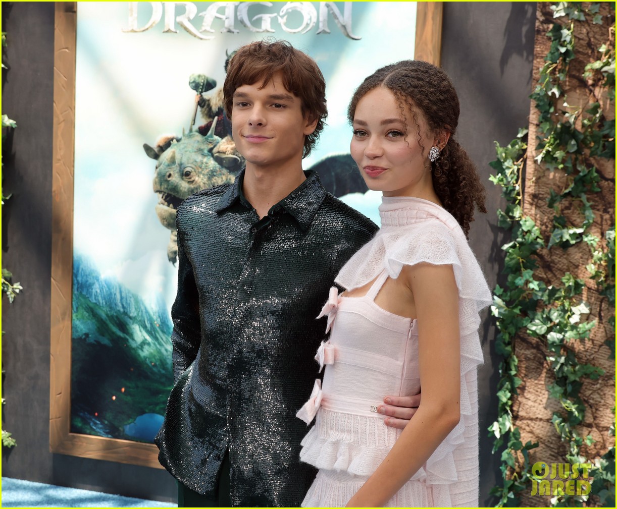 Gerard Butler & Longtime Love Morgan Brown Flex at 'How to Train Your ...