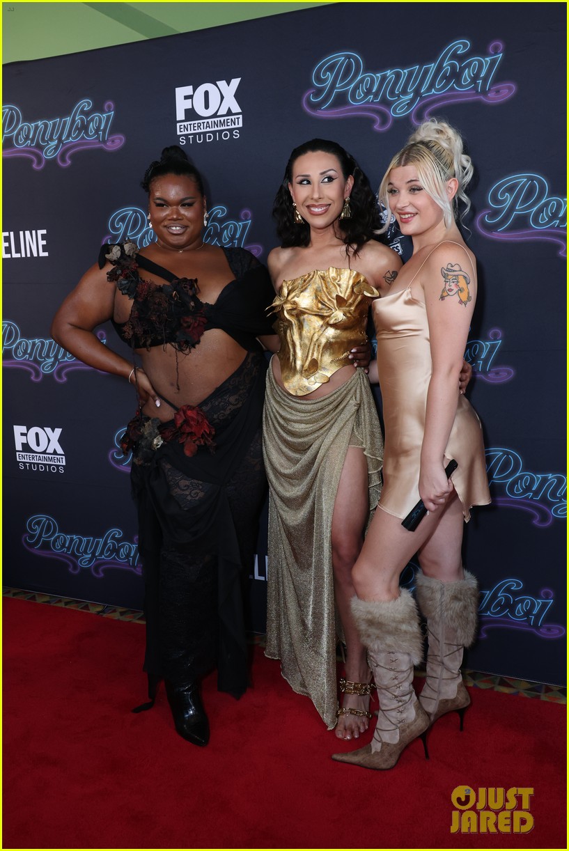 Dylan O'Brien Reveals He Insisted on Rapping In the Buff In New Movie 'Ponyboi': Photo 5175269 ...