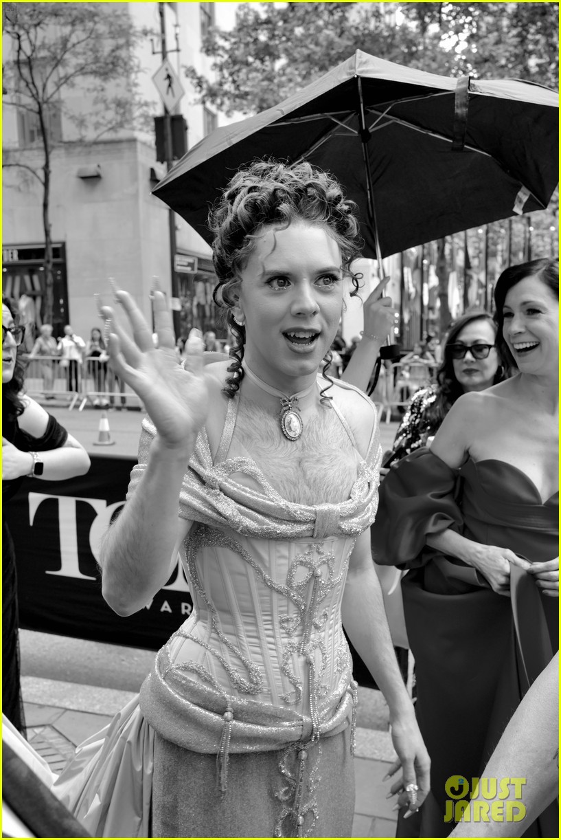 'Oh, Mary!' Star Cole Escola Reveals Inspiration for Tony Awards 2025 ...