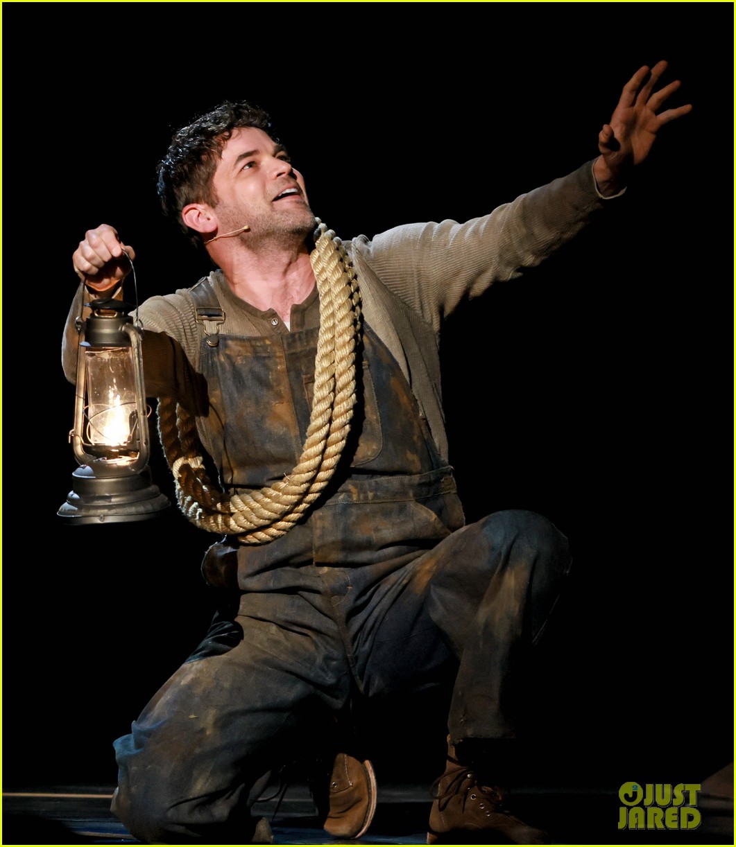 Jeremy Jordan, Taylor Trensch, & More Give 'Floyd Collins' Performance ...