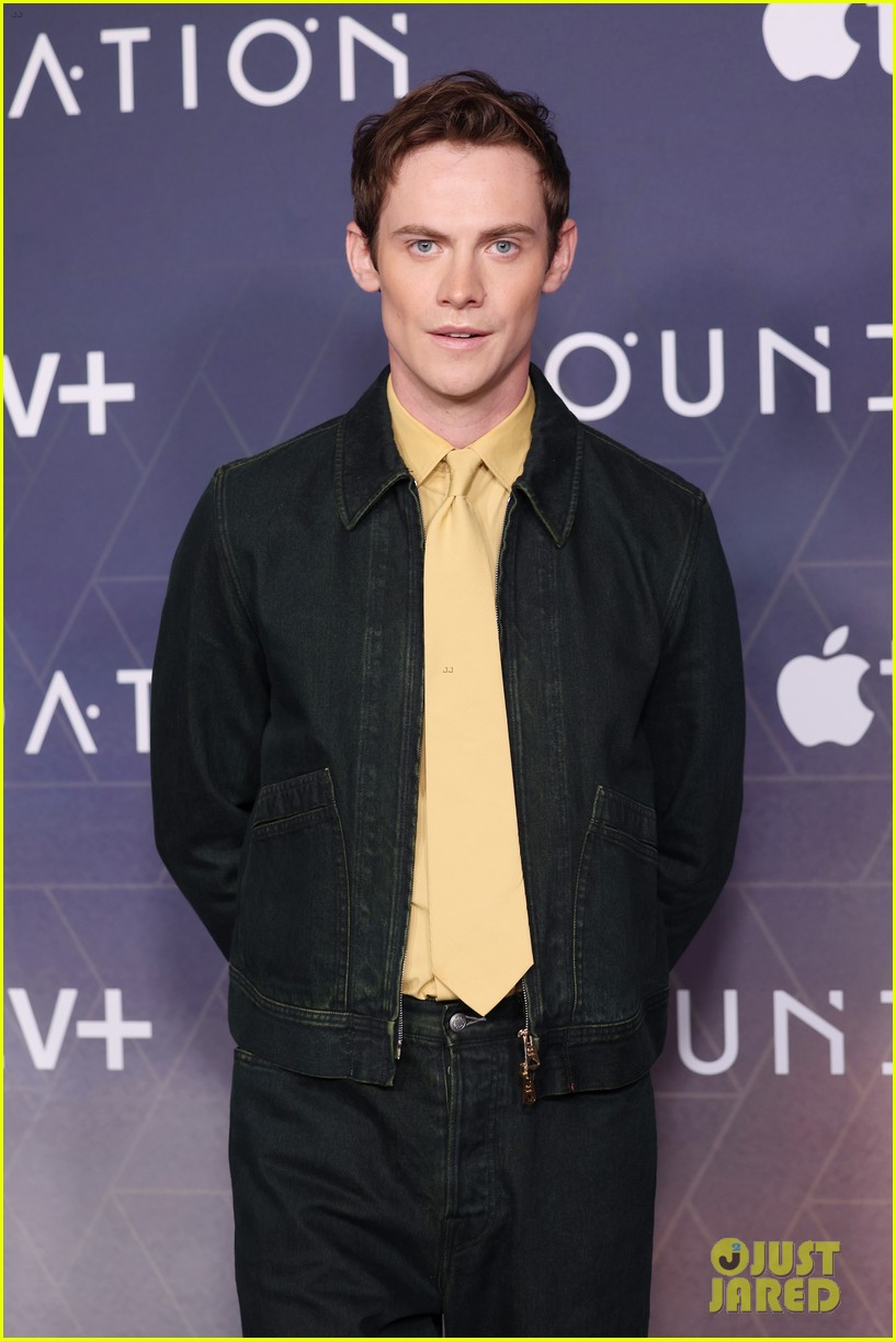 Lee Pace, Lou Llobell, & Jared Harris Step Out for 'Foundation' Season ...