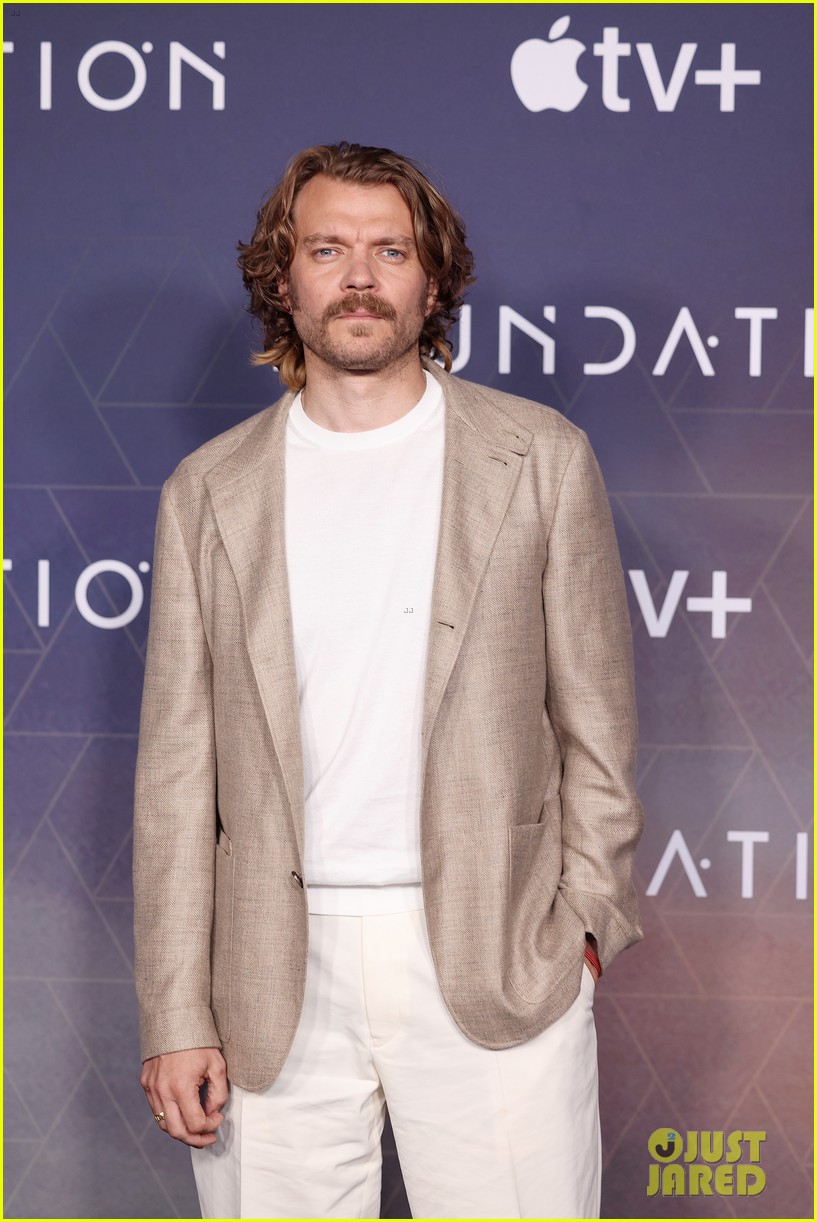 Lee Pace, Lou Llobell, & Jared Harris Step Out for 'Foundation' Season ...