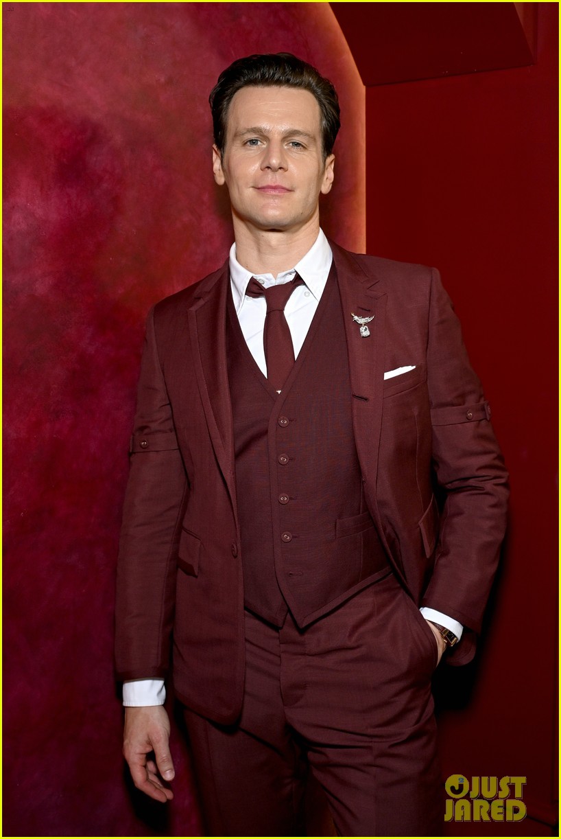 Jonathan Groff Joins 'Just in Time' Co-star Gracie Lawrence at Tony ...