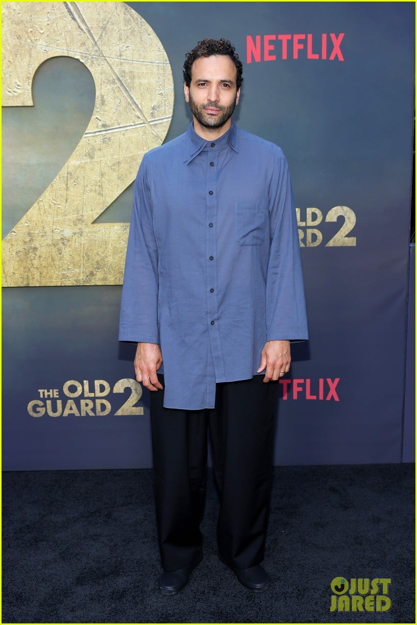 Charlize Theron Joins Co-Stars Uma Thurman, Henry Golding, & More at ...