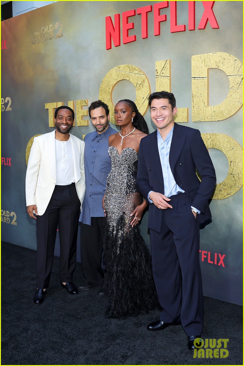 Charlize Theron Joins Co-Stars Uma Thurman, Henry Golding, & More at ...