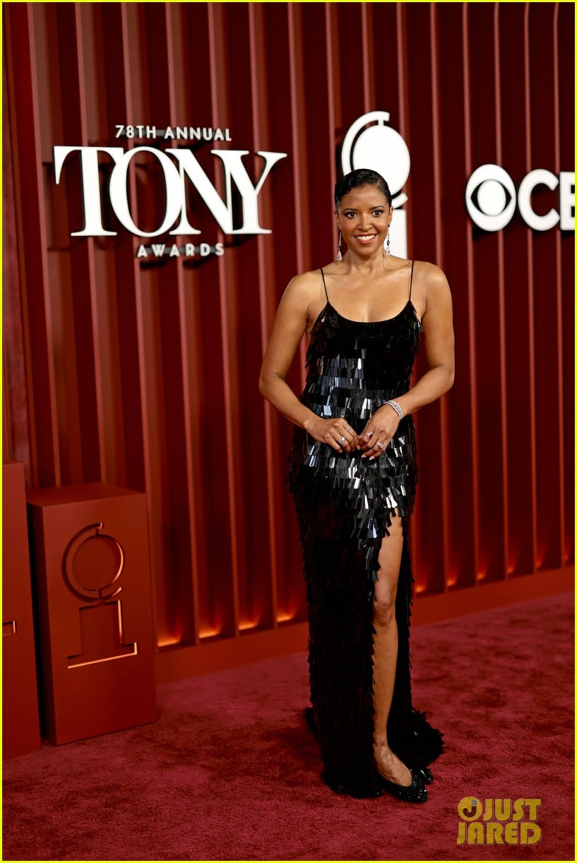 Broadway's Original 'Hamilton' Cast Reunites on Tony Awards 2025 Red ...