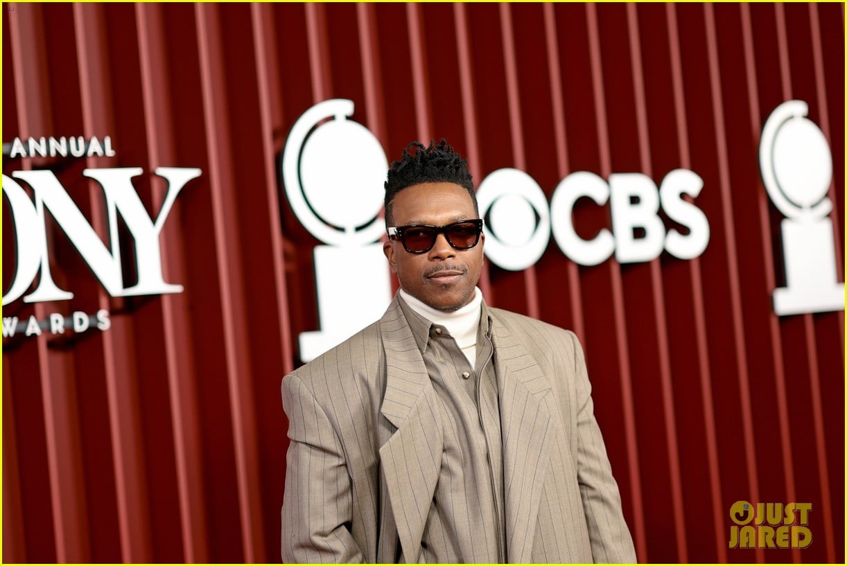 Broadway's Original 'Hamilton' Cast Reunites on Tony Awards 2025 Red ...