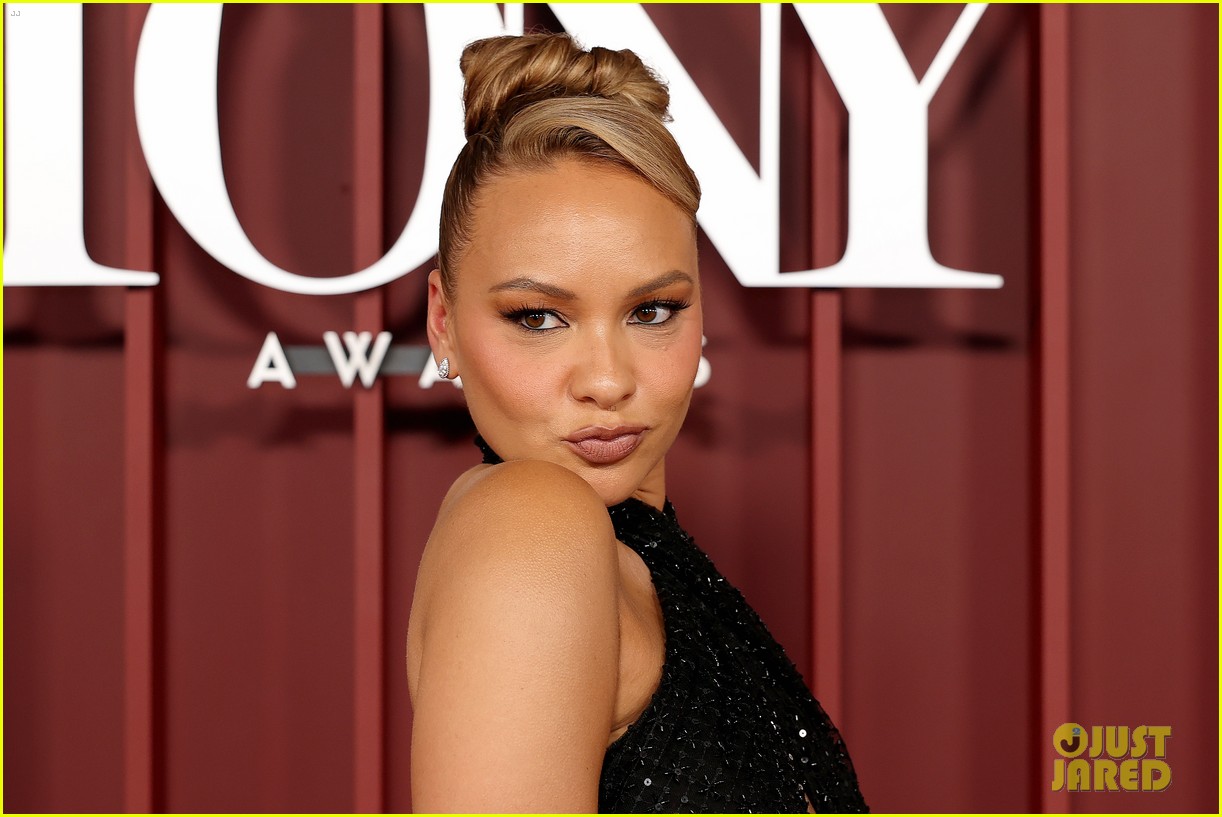 Broadway's Original 'Hamilton' Cast Reunites on Tony Awards 2025 Red ...