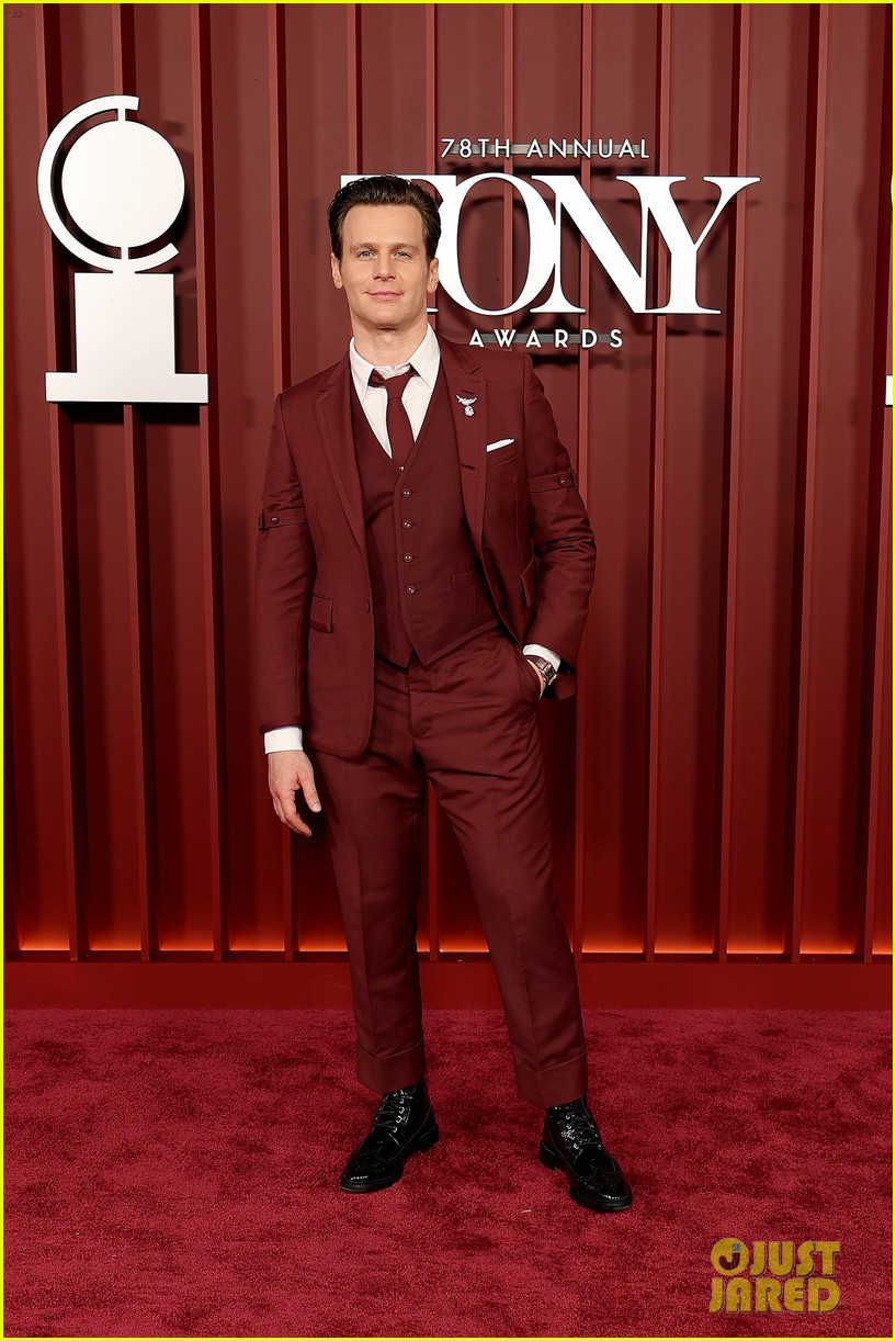 Broadway's Original 'Hamilton' Cast Reunites on Tony Awards 2025 Red ...