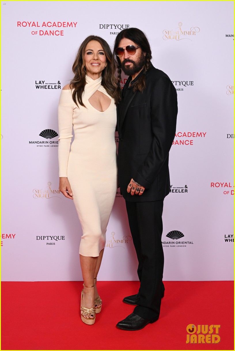 Elizabeth Hurley Cozies Up to Boyfriend Billy Ray Cyrus at Royal ...