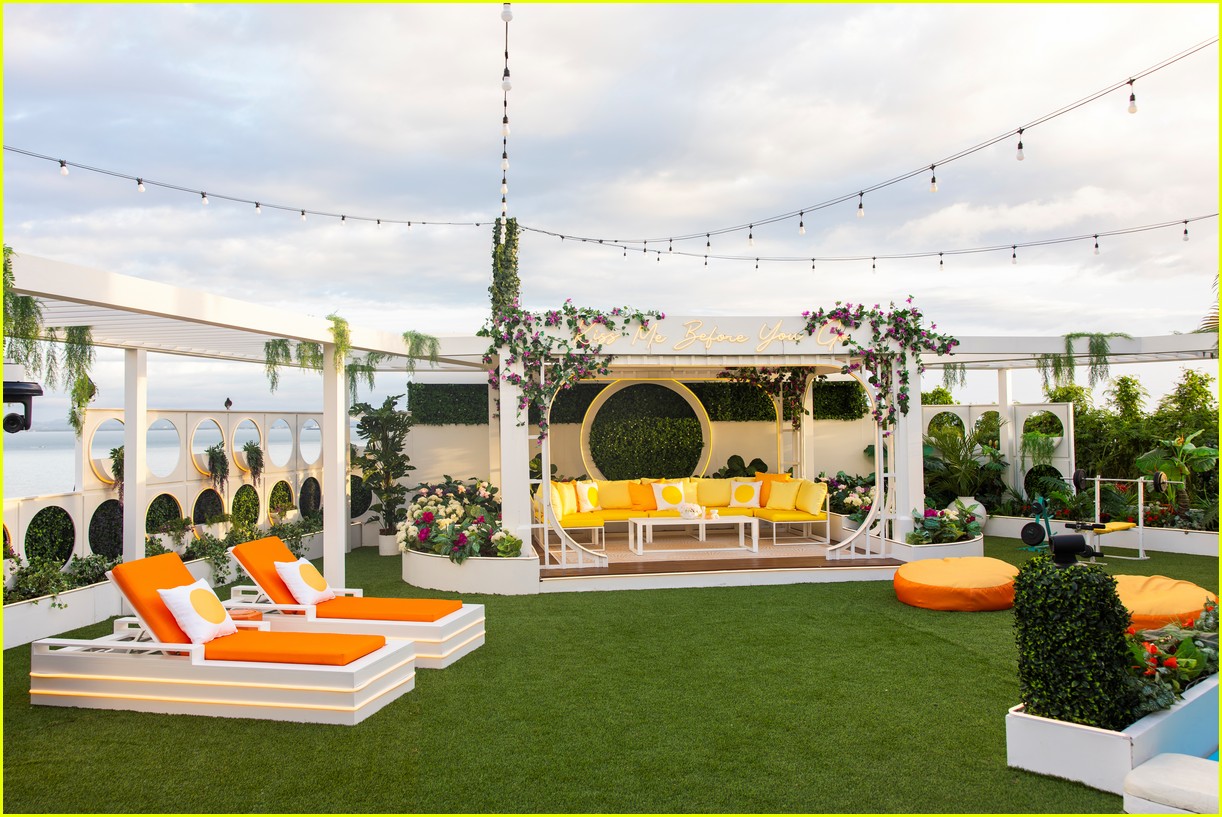 'Love Island USA' Reveals First Look at New Casa Amor Villa & Islanders ...