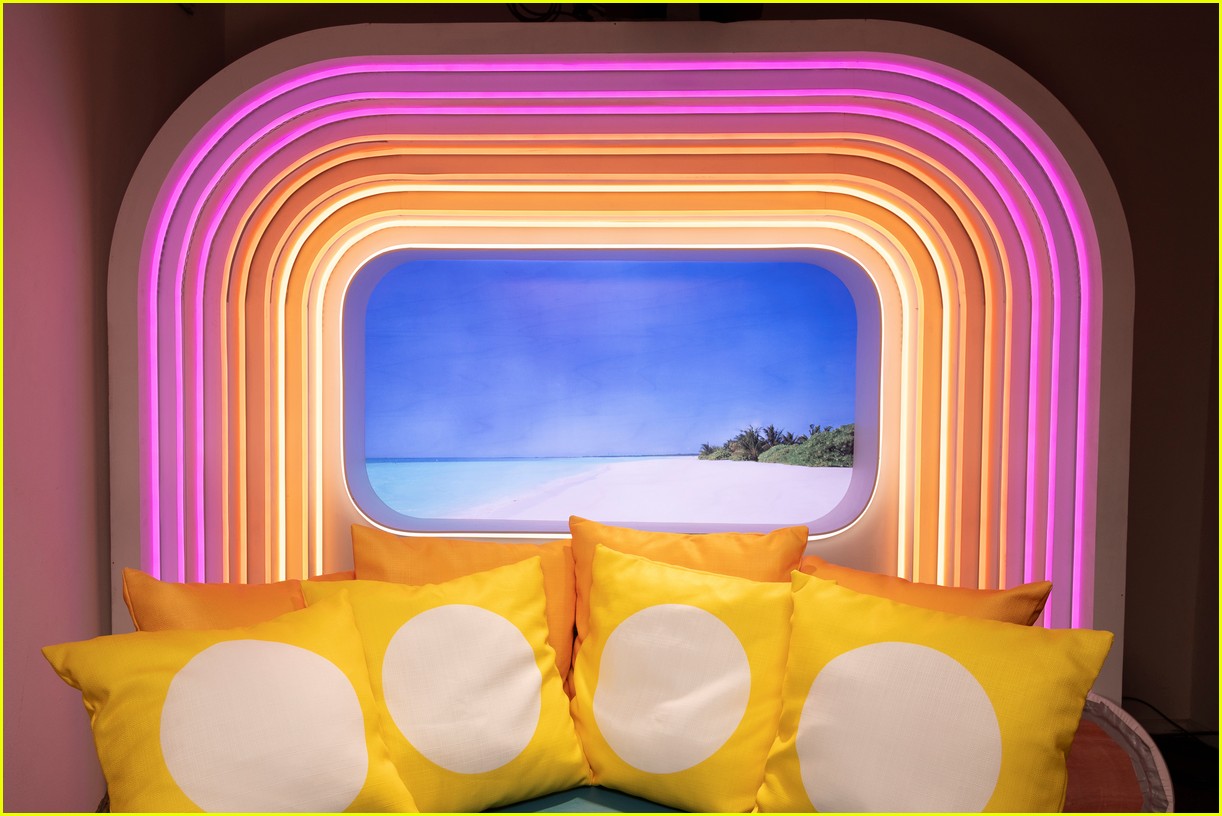 'Love Island USA' Reveals First Look at New Casa Amor Villa & Islanders ...