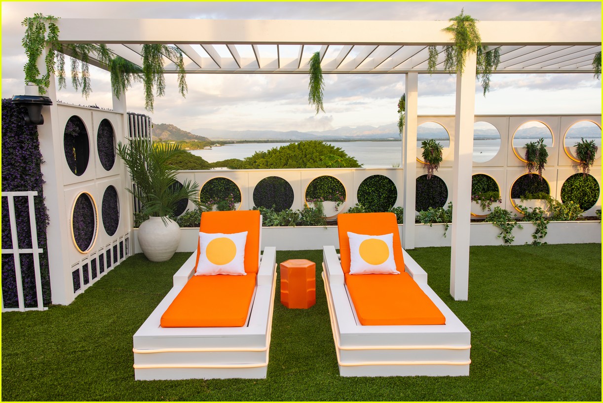 'Love Island USA' Reveals First Look at New Casa Amor Villa & Islanders ...
