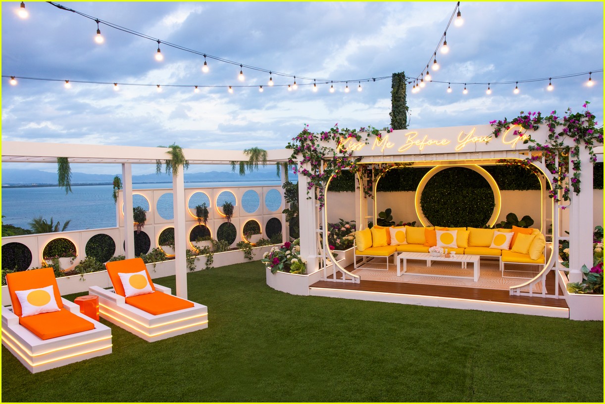 'Love Island USA' Reveals First Look at New Casa Amor Villa & Islanders ...