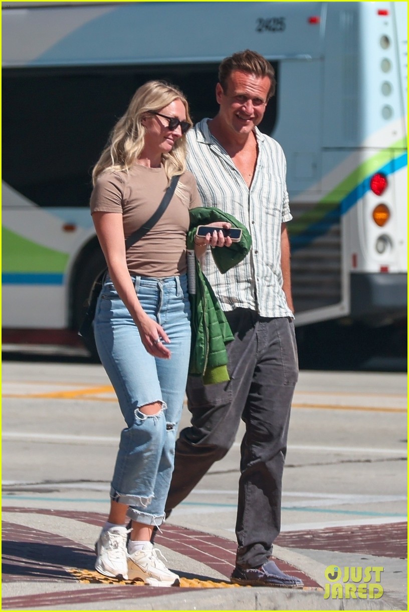 Jason Segel Is Engaged to Dancer Kayla Radomski, Couple Spotted After ...