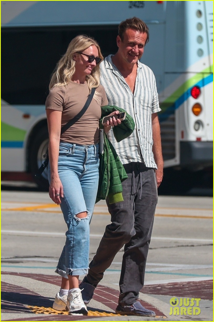 Jason Segel Is Engaged to Dancer Kayla Radomski, Couple Spotted After ...