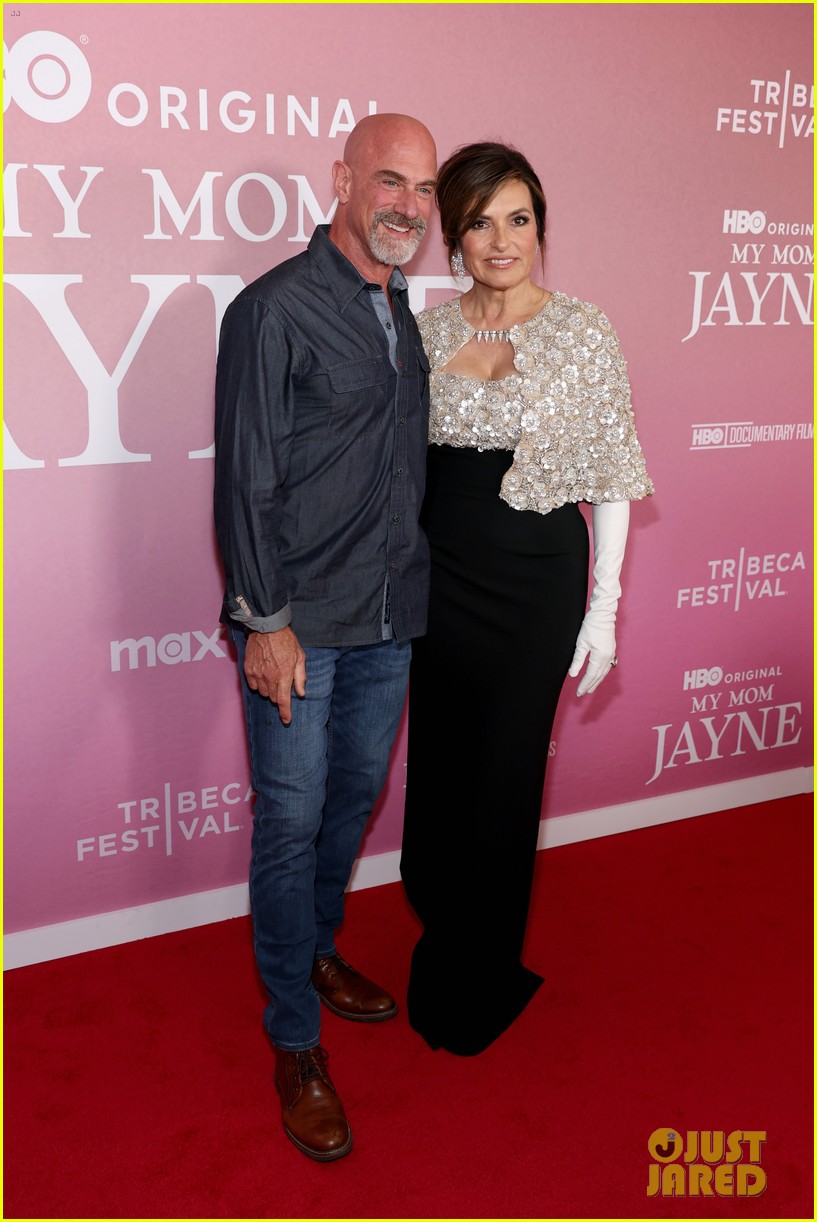 Mariska Hargitay is Joined by Husband Peter Hermann, Their Kids, & Tons of Stars at 'My Mom ...
