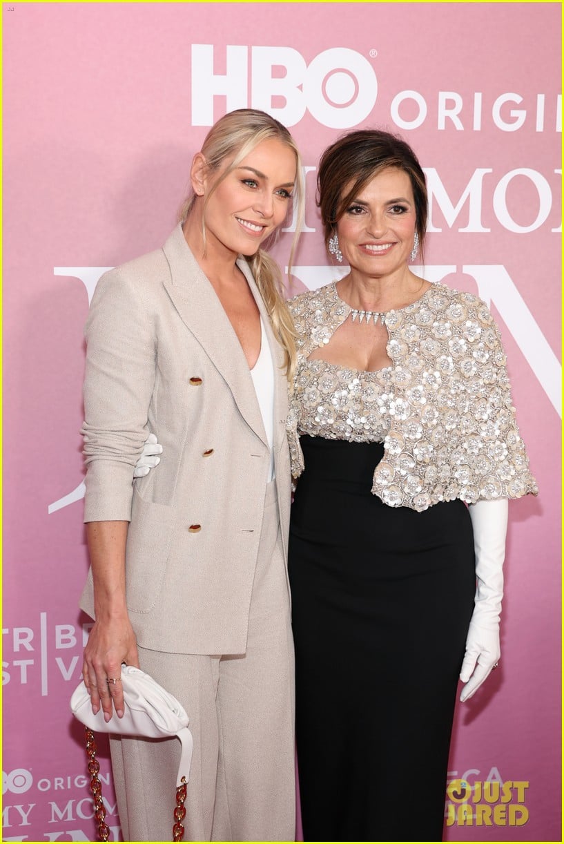 Mariska Hargitay is Joined by Husband Peter Hermann, Their Kids, & Tons ...