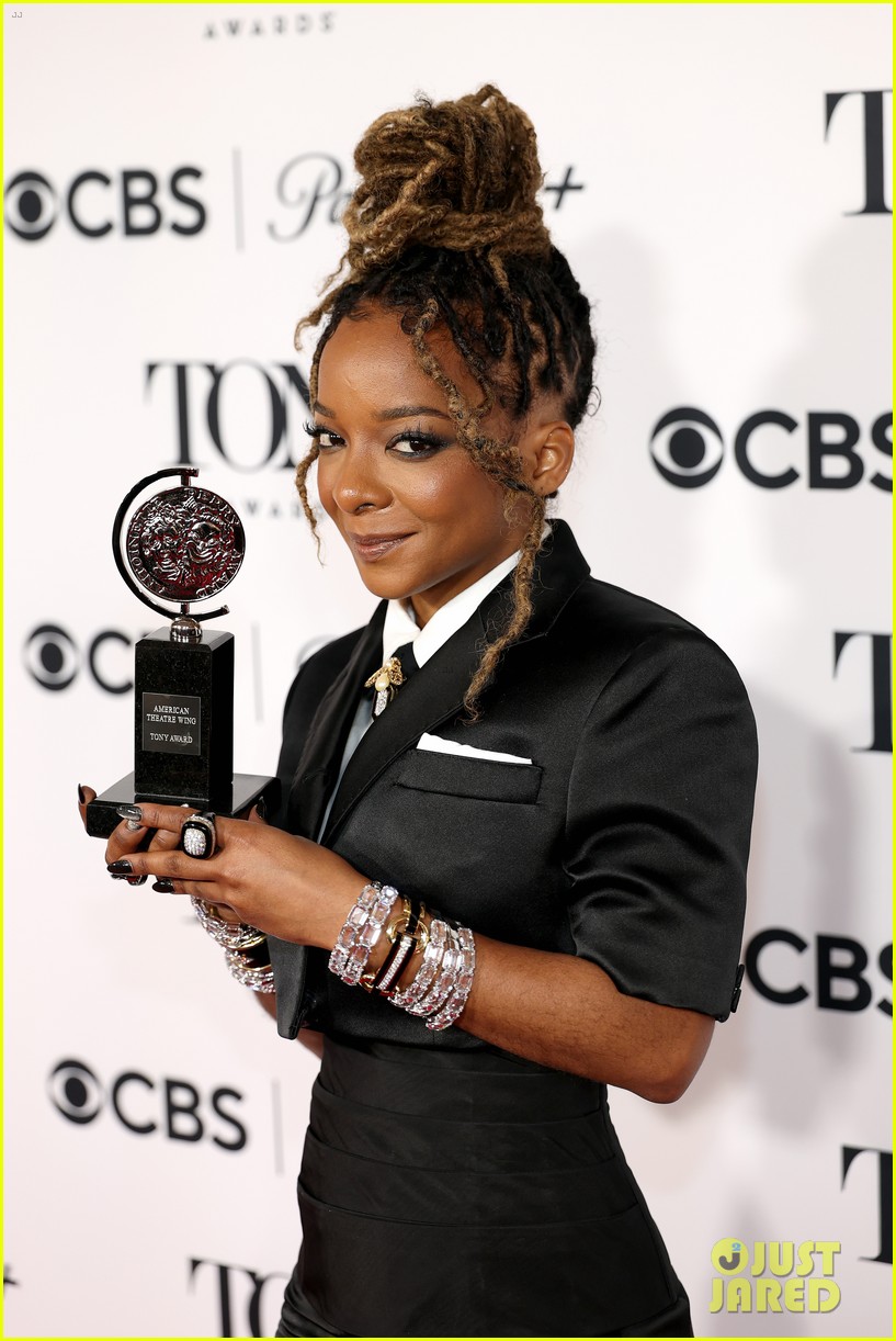 Kara Young Wins Second Consecutive Tony Award as 'Purpose' Takes Best ...