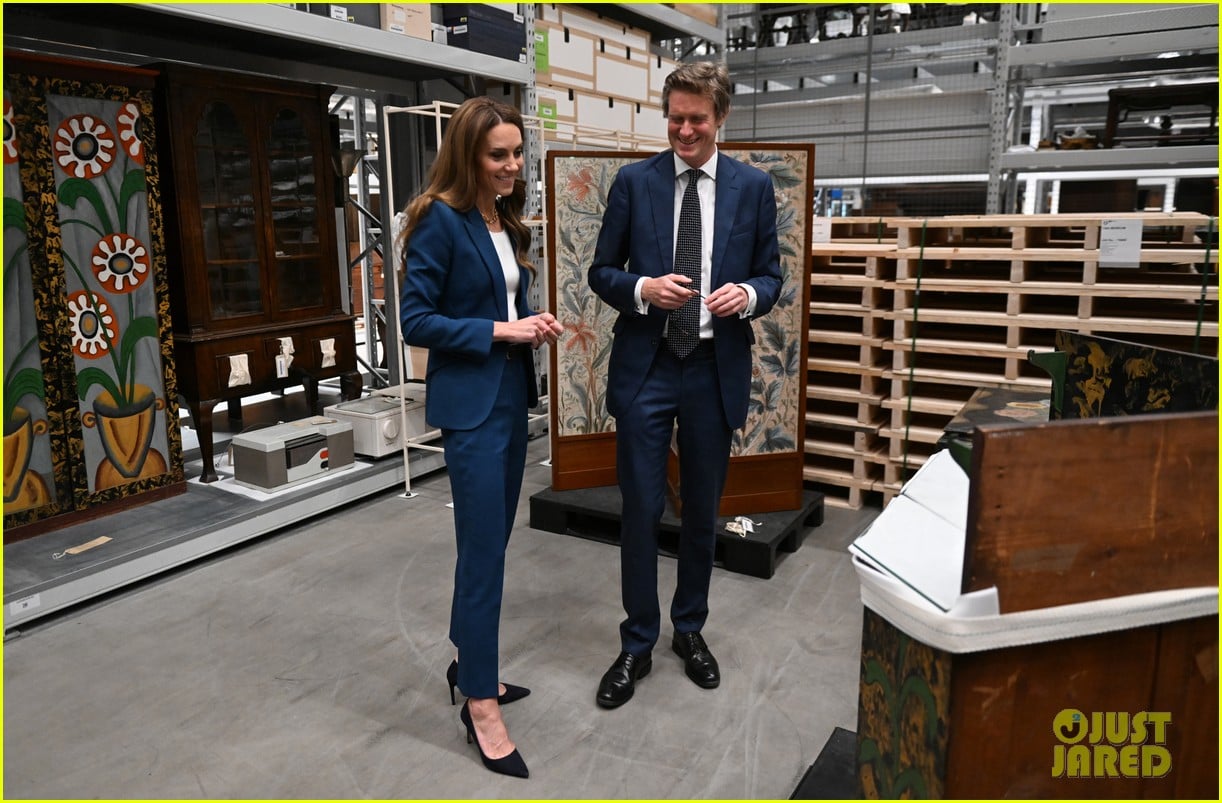 Kate Middleton Wears Chic Pantsuit for Visit to V&A East Storehouse ...