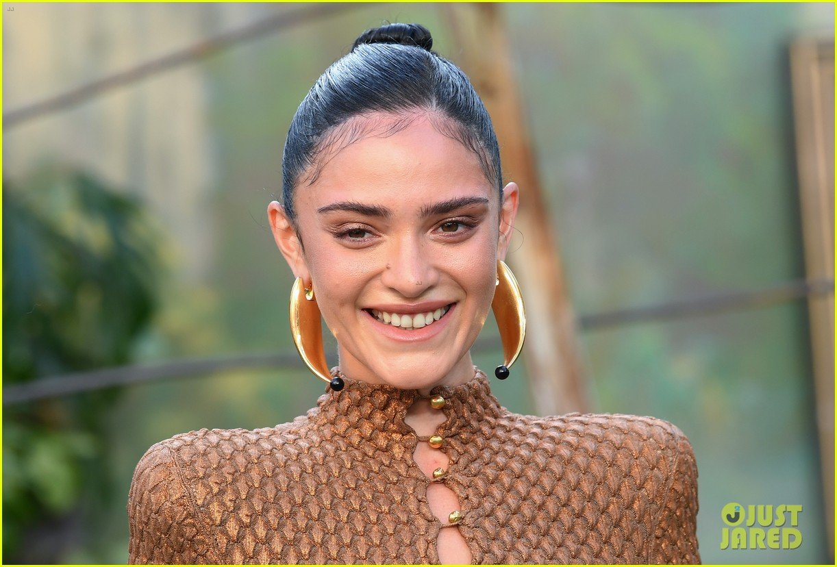 'Manifest' Actress Luna Blaise Wears Skintight Dress for Premiere of ...