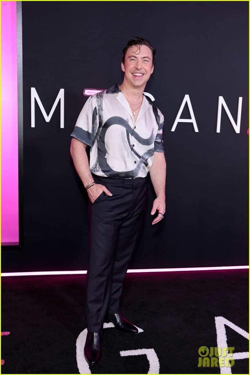 Allison Williams & Violet McGraw Attend 'M3GAN 2.0' NYC Premiere Alongside New Co-Star Ivanna ...