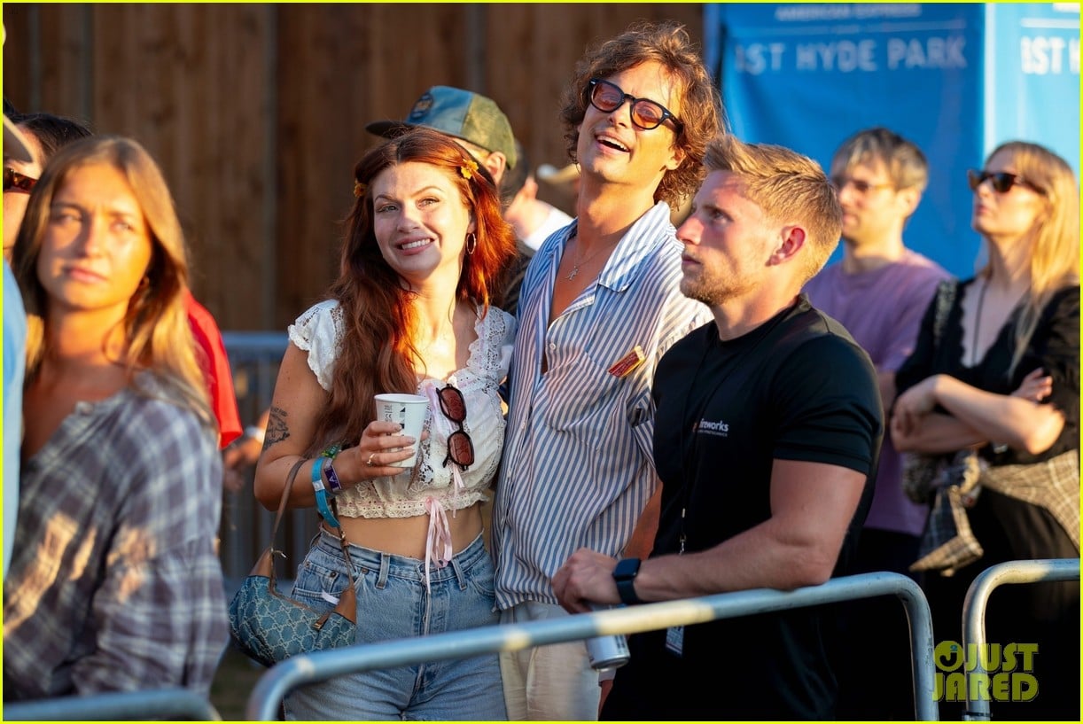 Matthew Gray Gubler & Willow Avalon Confirm Romance with Concert PDA ...