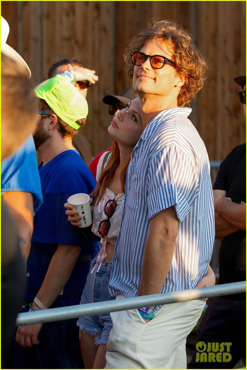 Matthew Gray Gubler & Willow Avalon Confirm Romance with Concert PDA ...