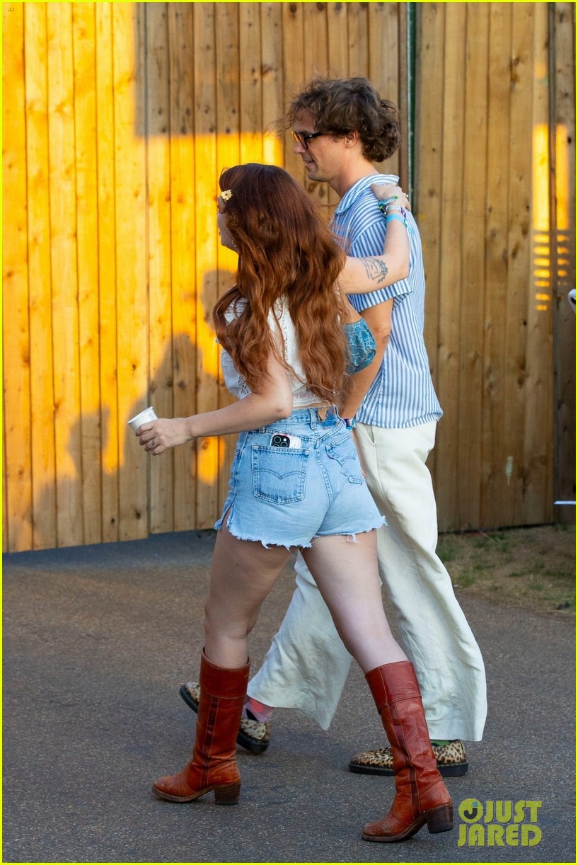 Matthew Gray Gubler & Willow Avalon Confirm Romance with Concert PDA ...